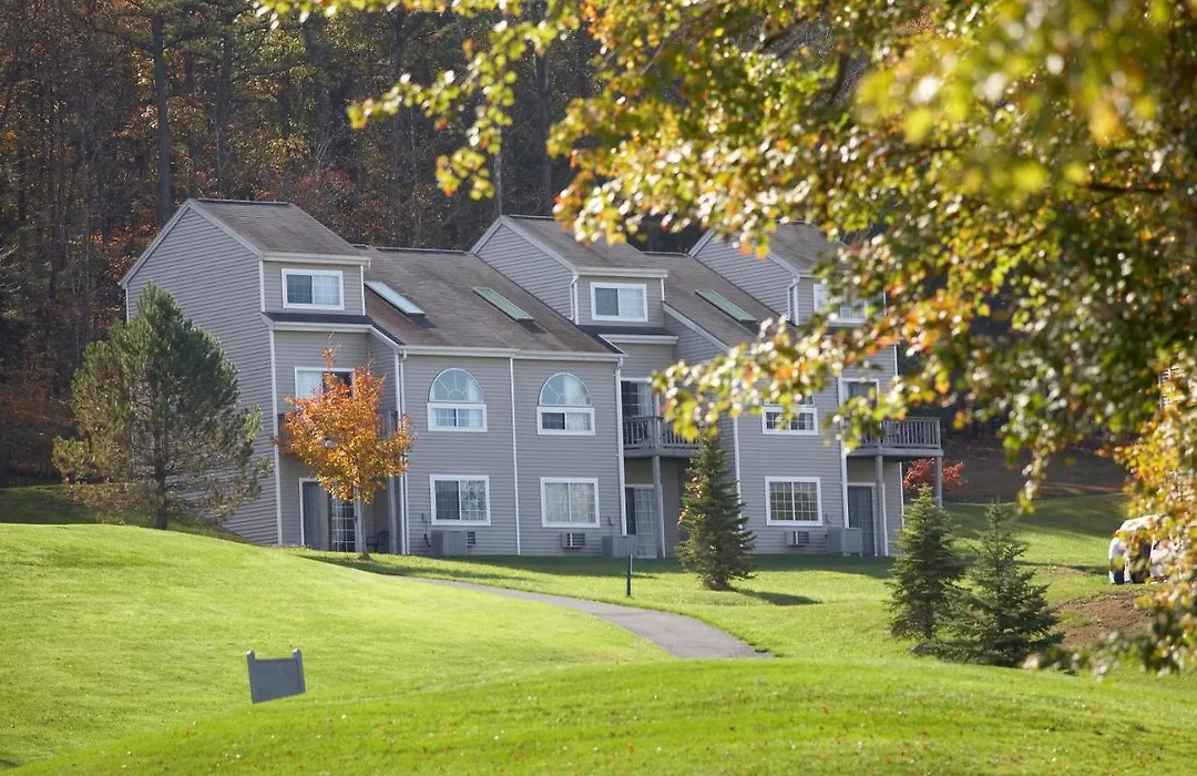 POCONO MOUNTAIN VILLAS BY EXPLORIA RESORTS EAST STROUDSBURG, PA